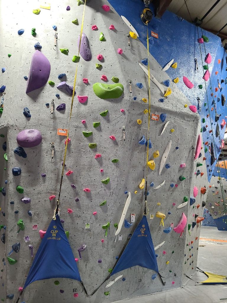 Rear Pillar (Walls 12-15) | Pebble Climbing | Pebble Climbing